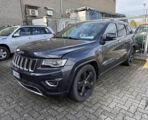 Melns Jeep Grand Cherokee 2014 Šauļi, ar dzinēja tilpumu 2.99 L un nobraukumu 270 tūkst. km par 5150 €, foto  vietnē AUTOMOTO.COM.LV