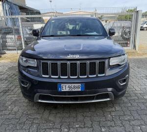 Melns Jeep Grand Cherokee 2014 Šauļi, ar dzinēja tilpumu 2.99 L un nobraukumu 270 tūkst. km par 5150 €, foto 3 vietnē AUTOMOTO.COM.LV