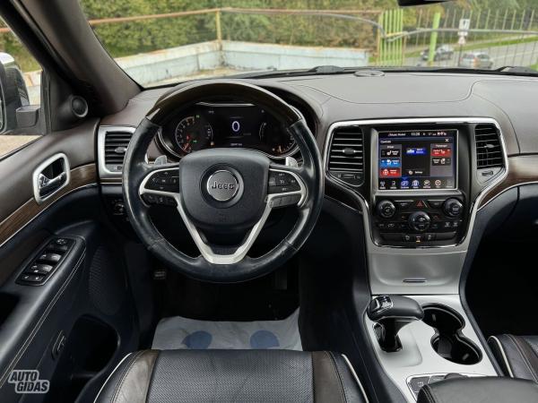 Melns Jeep Grand Cherokee 2014 Viļņa, ar dzinēja tilpumu 5.70 L un nobraukumu 257 tūkst. km par 16500 €, foto 4 vietnē AUTOMOTO.COM.LV