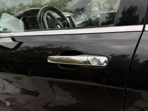 Black Jeep Grand Cherokee 2014 in Vilnius, with an engine capacity of 5.65 L and mileage of 257 thousand km for 16500 €, photo 14 on AUTOMOTO.COM.LV