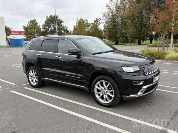 Джип Гранд Чероки 2014 в Рига на AUTOMOTO.COM.LV Черный Джип Гранд Чероки 2014 в Рига, объемом двигателя 3.00 л и пробегом 237 тыс. км за 11550 €, фото 8 на AUTOMOTO.COM.LV