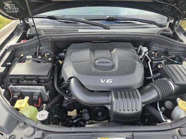 Джип Гранд Чероки 2014 в Шяуляй на AUTOMOTO.COM.LV Черный Джип Гранд Чероки 2014 в Шяуляй, объемом двигателя 3.60 л и пробегом 245 тыс. км за 14900 €, фото 10 на AUTOMOTO.COM.LV