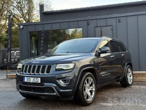 Black Jeep Grand Cherokee 2014 in Tallinn, with an engine capacity of 3.00 L and mileage of 226 thousand km for 13200 €, photo 4 on AUTOMOTO.COM.LV