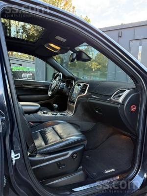 Black Jeep Grand Cherokee 2014 in Tallinn, with an engine capacity of 3.00 L and mileage of 226 thousand km for 13200 €, photo 27 on AUTOMOTO.COM.LV
