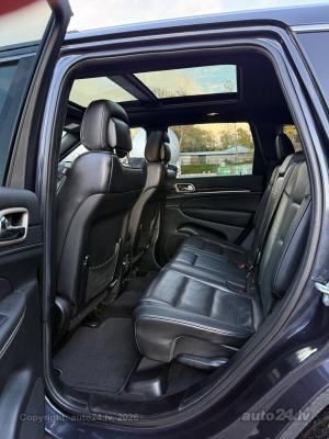 Melns Jeep Grand Cherokee 2014 Tallina, ar dzinēja tilpumu 3.00 L un nobraukumu 226 tūkst. km par 13200 €, foto 17 vietnē AUTOMOTO.COM.LV