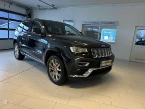 Black Jeep Grand Cherokee 2015 in Siauliai, with an engine capacity of 2.99 L and mileage of 151 thousand km for 15800 €, photo  on AUTOMOTO.COM.LV