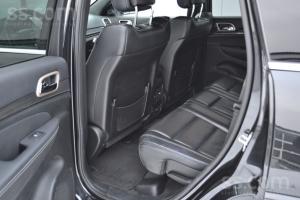 Black Jeep Grand Cherokee 2015 in Tallinn, with an engine capacity of 3.00 L and mileage of 215 thousand km for 15500 €, photo 12 on AUTOMOTO.COM.LV