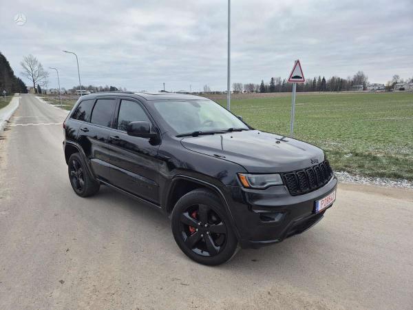 Melns Jeep Grand Cherokee 2015 Šauļi, ar dzinēja tilpumu 3.60 L un nobraukumu 264 tūkst. km par 13500 €, foto 4 vietnē AUTOMOTO.COM.LV
