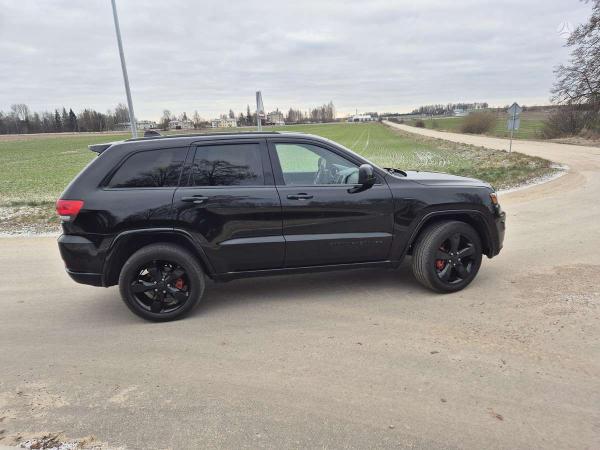 Melns Jeep Grand Cherokee 2015 Šauļi, ar dzinēja tilpumu 3.60 L un nobraukumu 264 tūkst. km par 13500 €, foto 6 vietnē AUTOMOTO.COM.LV