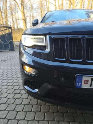 Black Jeep Grand Cherokee 2015 in Klaipeda, with an engine capacity of 3.60 L and mileage of 218 thousand km for 19500 €, photo 5 on AUTOMOTO.COM.LV
