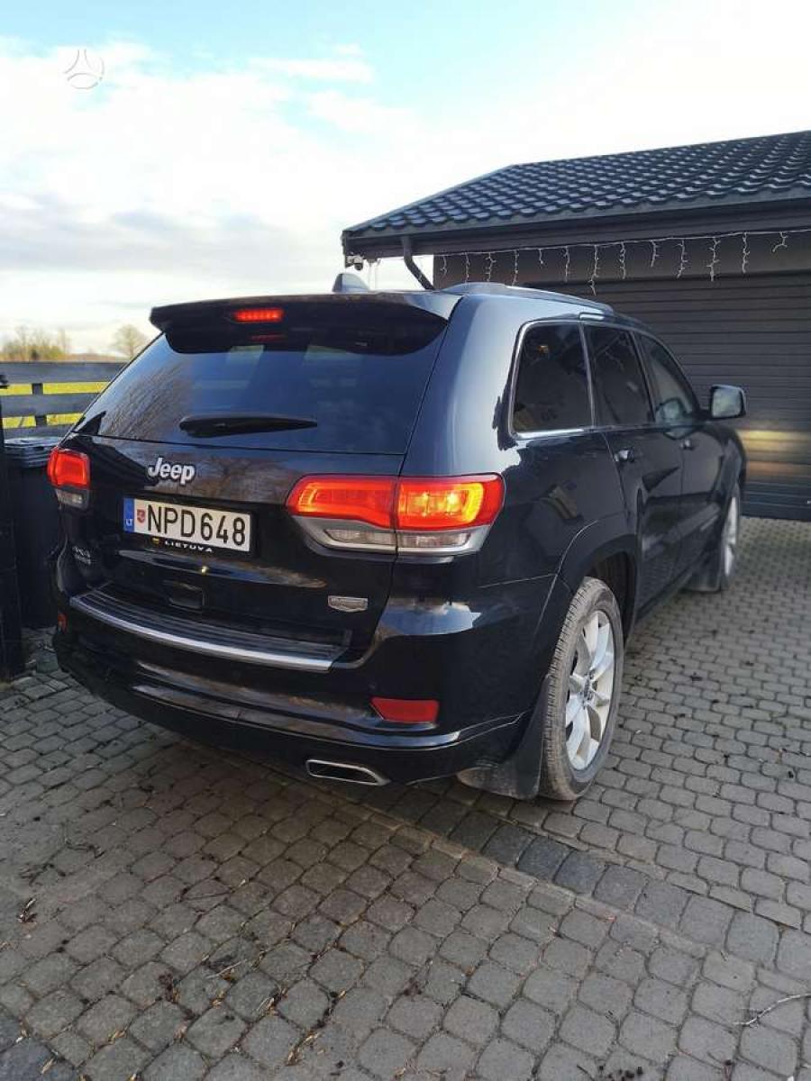 Black Jeep Grand Cherokee 2015 in Klaipeda, with an engine capacity of 3.60 L and mileage of 218 thousand km for 19500 €, photo 7 on AUTOMOTO.COM.LV
