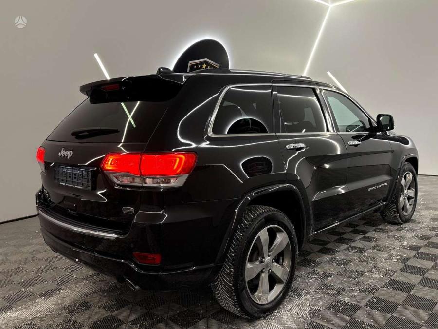 Melns Jeep Grand Cherokee 2015 Marijampole, ar dzinēja tilpumu 2.99 L un nobraukumu 136 tūkst. km par 15950 €, foto 28 vietnē AUTOMOTO.COM.LV
