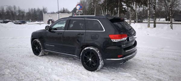 Melns Jeep Grand Cherokee 2015 Viļņa, ar dzinēja tilpumu 3.60 L un nobraukumu 96 tūkst. km par 19800 €, foto 4 vietnē AUTOMOTO.COM.LV