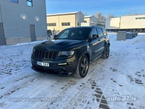 Black Jeep Grand Cherokee 2015 in Tartu, with an engine capacity of 6.40 L and mileage of 130 thousand km for 26500 €, photo 4 on AUTOMOTO.COM.LV