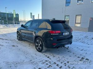 Black Jeep Grand Cherokee 2015 in Tartu, with an engine capacity of 6.40 L and mileage of 130 thousand km for 26500 €, photo 7 on AUTOMOTO.COM.LV