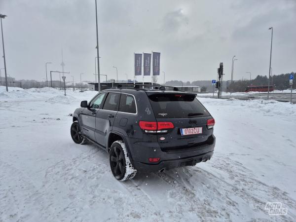 Black Jeep Grand Cherokee 2015 in Vilnius, with an engine capacity of 3.60 L and mileage of 309 thousand km for 13000 €, photo 2 on AUTOMOTO.COM.LV