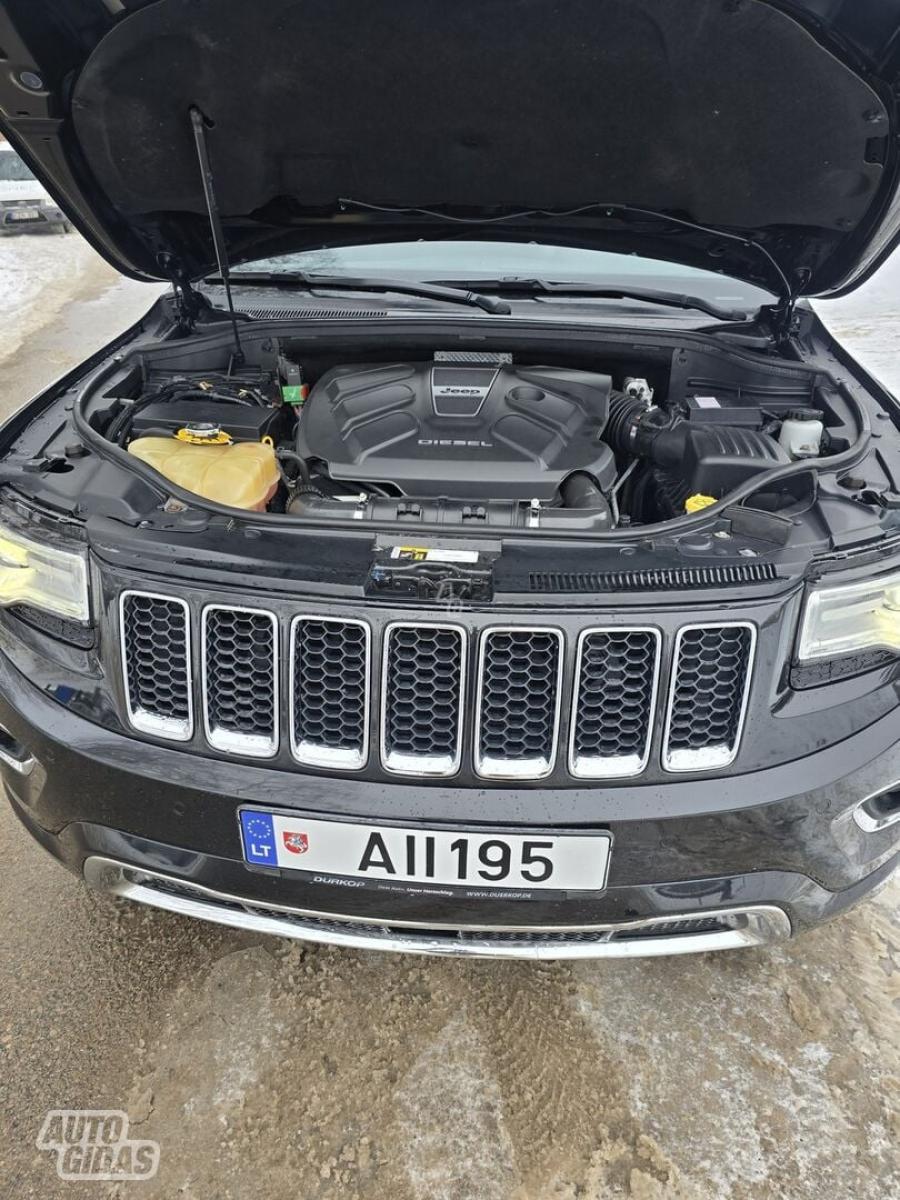 Black Jeep Grand Cherokee 2015 in Marijampole, with an engine capacity of 3.00 L and mileage of 14 thousand km for 16400 €, photo 8 on AUTOMOTO.COM.LV