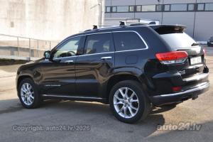 Melns Jeep Grand Cherokee 2015 Pērnava, ar dzinēja tilpumu 3.00 L un nobraukumu 187 tūkst. km par 17500 €, foto 4 vietnē AUTOMOTO.COM.LV