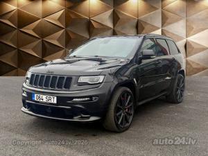 Melns Jeep Grand Cherokee 2015 Tallina, ar dzinēja tilpumu 6.40 L un nobraukumu 162 tūkst. km par 28990 €, foto  vietnē AUTOMOTO.COM.LV