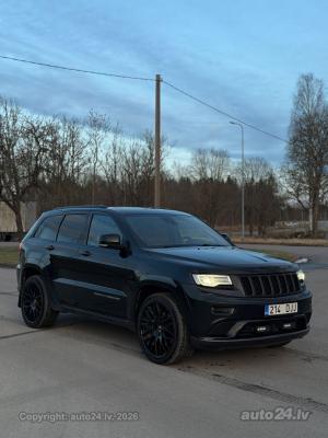 Melns Jeep Grand Cherokee 2015 Tallina, ar dzinēja tilpumu 3.00 L un nobraukumu 241 tūkst. km par 15000 €, foto  vietnē AUTOMOTO.COM.LV