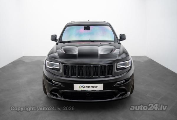 Black Jeep Grand Cherokee 2015 in Tallinn, with an engine capacity of 6.40 L and mileage of 203 thousand km for 22999 €, photo 2 on AUTOMOTO.COM.LV