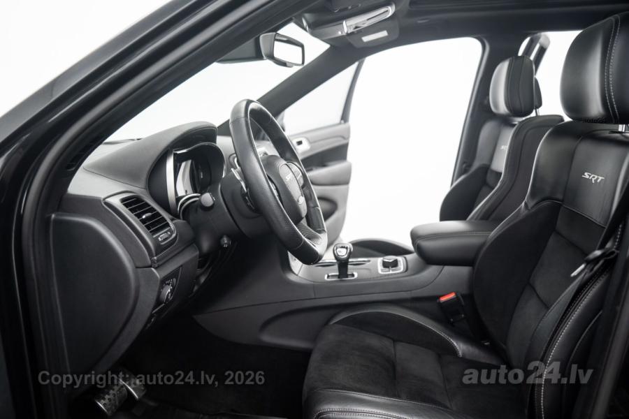 Melns Jeep Grand Cherokee 2015 Tallina, ar dzinēja tilpumu 6.40 L un nobraukumu 203 tūkst. km par 22999 €, foto 8 vietnē AUTOMOTO.COM.LV