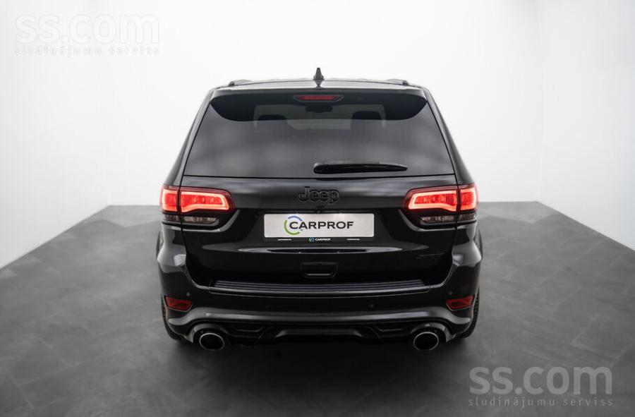 Melns Jeep Grand Cherokee 2015 Rīga, ar dzinēja tilpumu 6.40 L un nobraukumu 203 tūkst. km par 22999 €, foto 6 vietnē AUTOMOTO.COM.LV