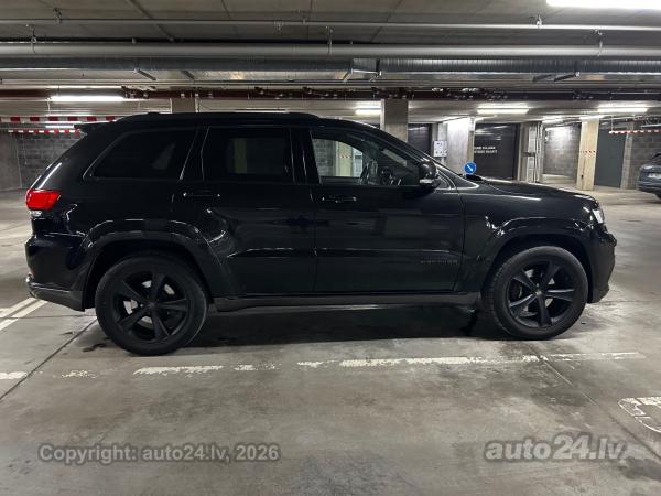Melns Jeep Grand Cherokee 2015 Tallina, ar dzinēja tilpumu 3.00 L un nobraukumu 155 tūkst. km par 16300 €, foto 2 vietnē AUTOMOTO.COM.LV