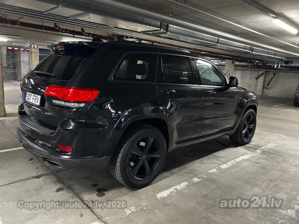 Melns Jeep Grand Cherokee 2015 Tallina, ar dzinēja tilpumu 3.00 L un nobraukumu 155 tūkst. km par 16300 €, foto 4 vietnē AUTOMOTO.COM.LV
