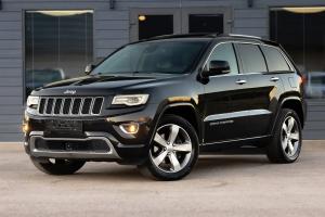 Melns Jeep Grand Cherokee 2015 Jelgava, ar dzinēja tilpumu 3.00 L un nobraukumu 230 tūkst. km par 14450 €, foto 4 vietnē AUTOMOTO.COM.LV