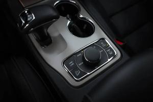 Melns Jeep Grand Cherokee 2015 Jelgava, ar dzinēja tilpumu 3.00 L un nobraukumu 230 tūkst. km par 14450 €, foto 15 vietnē AUTOMOTO.COM.LV