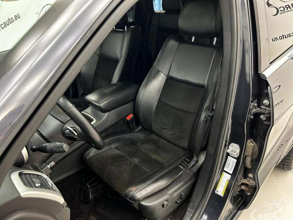 Melns Jeep Grand Cherokee 2015 Viļņa, ar dzinēja tilpumu 3.60 L un nobraukumu 310 tūkst. km par 10900 €, foto 5 vietnē AUTOMOTO.COM.LV