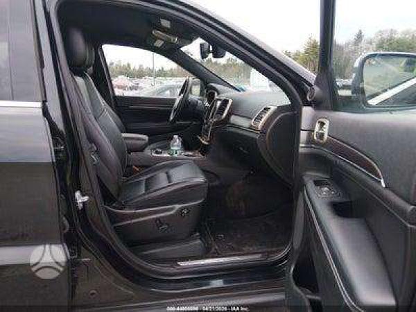 Melns Jeep Grand Cherokee 2015 Šauļi, ar dzinēja tilpumu 3.60 L un nobraukumu 260 tūkst. km par 4999 €, foto 2 vietnē AUTOMOTO.COM.LV