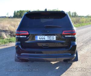 Melns Jeep Grand Cherokee 2015 Tallina, ar dzinēja tilpumu 3.00 L un nobraukumu 150 tūkst. km par 16499 €, foto 8 vietnē AUTOMOTO.COM.LV