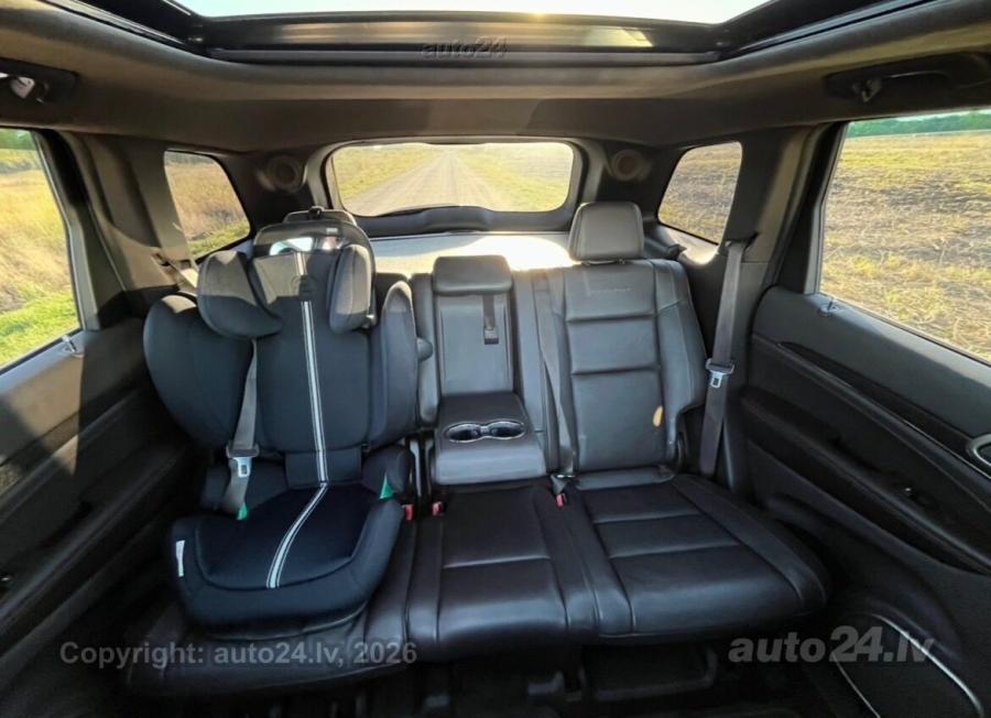 Melns Jeep Grand Cherokee 2015 Tallina, ar dzinēja tilpumu 3.00 L un nobraukumu 150 tūkst. km par 16499 €, foto 13 vietnē AUTOMOTO.COM.LV