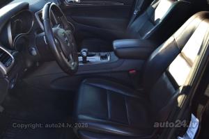 Melns Jeep Grand Cherokee 2015 Tallina, ar dzinēja tilpumu 3.00 L un nobraukumu 150 tūkst. km par 16499 €, foto 14 vietnē AUTOMOTO.COM.LV