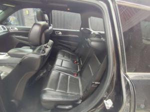 Melns Jeep Grand Cherokee 2015 Viļņa, ar dzinēja tilpumu 3.60 L un nobraukumu 245 tūkst. km par 6200 €, foto 10 vietnē AUTOMOTO.COM.LV