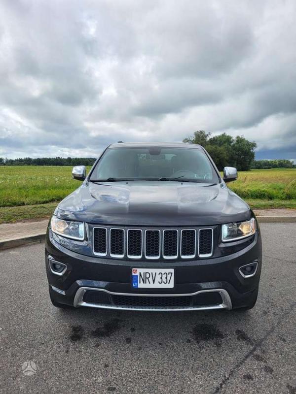 Black Jeep Grand Cherokee 2015 in Klaipeda, with an engine capacity of 3.60 L and mileage of 263 thousand km for 12550 €, photo 2 on AUTOMOTO.COM.LV