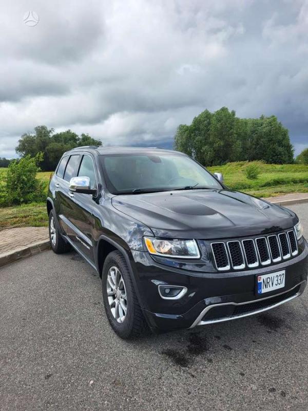 Black Jeep Grand Cherokee 2015 in Klaipeda, with an engine capacity of 3.60 L and mileage of 263 thousand km for 12550 €, photo 3 on AUTOMOTO.COM.LV