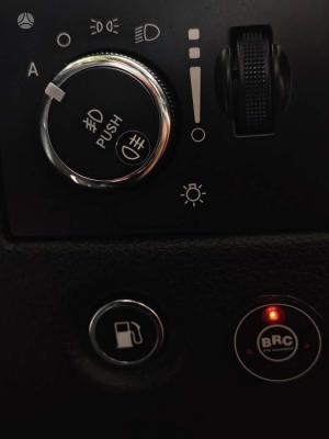 Melns Jeep Grand Cherokee 2015 Viļņa, ar dzinēja tilpumu 5.70 L un nobraukumu 156 tūkst. km par 20500 €, foto 25 vietnē AUTOMOTO.COM.LV
