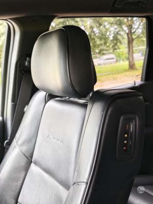 Melns Jeep Grand Cherokee 2015 Viļņa, ar dzinēja tilpumu 5.70 L un nobraukumu 156 tūkst. km par 20500 €, foto 27 vietnē AUTOMOTO.COM.LV