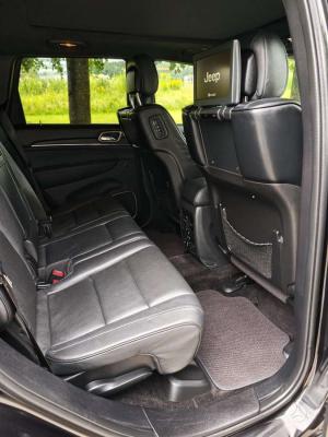 Melns Jeep Grand Cherokee 2015 Viļņa, ar dzinēja tilpumu 5.70 L un nobraukumu 156 tūkst. km par 20500 €, foto 28 vietnē AUTOMOTO.COM.LV