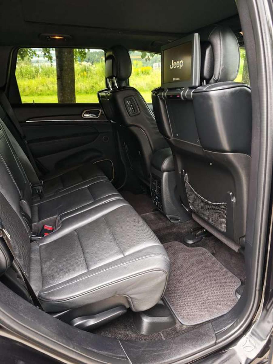 Melns Jeep Grand Cherokee 2015 Viļņa, ar dzinēja tilpumu 5.70 L un nobraukumu 156 tūkst. km par 20500 €, foto 28 vietnē AUTOMOTO.COM.LV