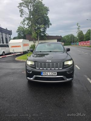 Melns Jeep Grand Cherokee 2015 Tallina, ar dzinēja tilpumu 2.99 L un nobraukumu 196 tūkst. km par 17500 €, foto 6 vietnē AUTOMOTO.COM.LV
