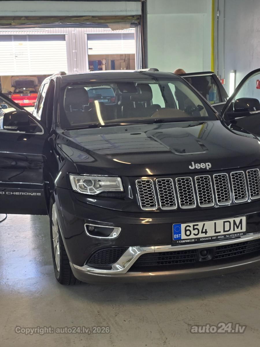 Melns Jeep Grand Cherokee 2015 Tallina, ar dzinēja tilpumu 2.99 L un nobraukumu 196 tūkst. km par 17500 €, foto 9 vietnē AUTOMOTO.COM.LV