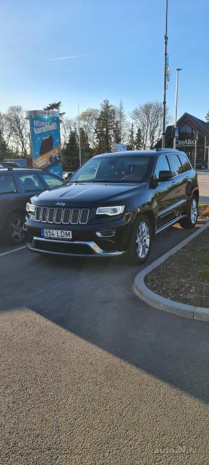 Melns Jeep Grand Cherokee 2015 Tallina, ar dzinēja tilpumu 2.99 L un nobraukumu 196 tūkst. km par 17500 €, foto 10 vietnē AUTOMOTO.COM.LV