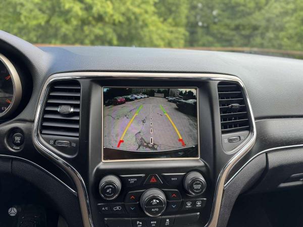 Melns Jeep Grand Cherokee 2015 Viļņa, ar dzinēja tilpumu 3.60 L un nobraukumu 237 tūkst. km par 14000 €, foto 6 vietnē AUTOMOTO.COM.LV