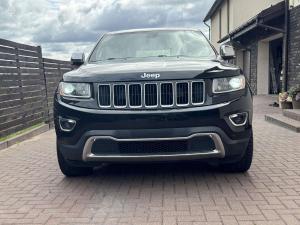 Melns Jeep Grand Cherokee 2015 Viļņa, ar dzinēja tilpumu 3.60 L un nobraukumu 285 tūkst. km par 11900 €, foto  vietnē AUTOMOTO.COM.LV