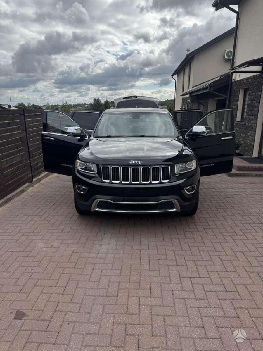 Black Jeep Grand Cherokee 2015 in Vilnius, with an engine capacity of 3.60 L and mileage of 285 thousand km for 11900 €, photo 15 on AUTOMOTO.COM.LV