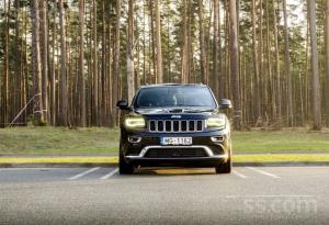 Melns Jeep Grand Cherokee 2016 Rīga, ar dzinēja tilpumu 3.00 L un nobraukumu 121 tūkst. km par 19190 €, foto 3 vietnē AUTOMOTO.COM.LV